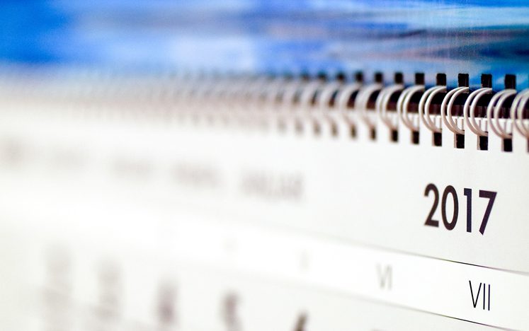 3 Year-End Money Tips to Boost Your Bank Account | Blackwell's Tax Service